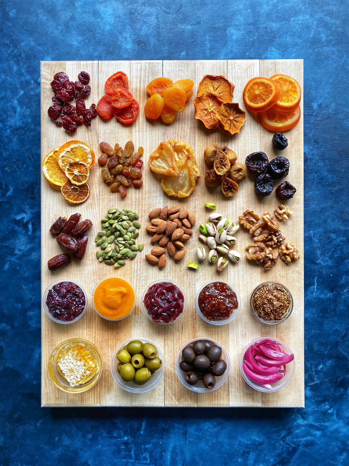 What You Need to Put on the Perfect Cheese Board, a Visual Guide - The ...