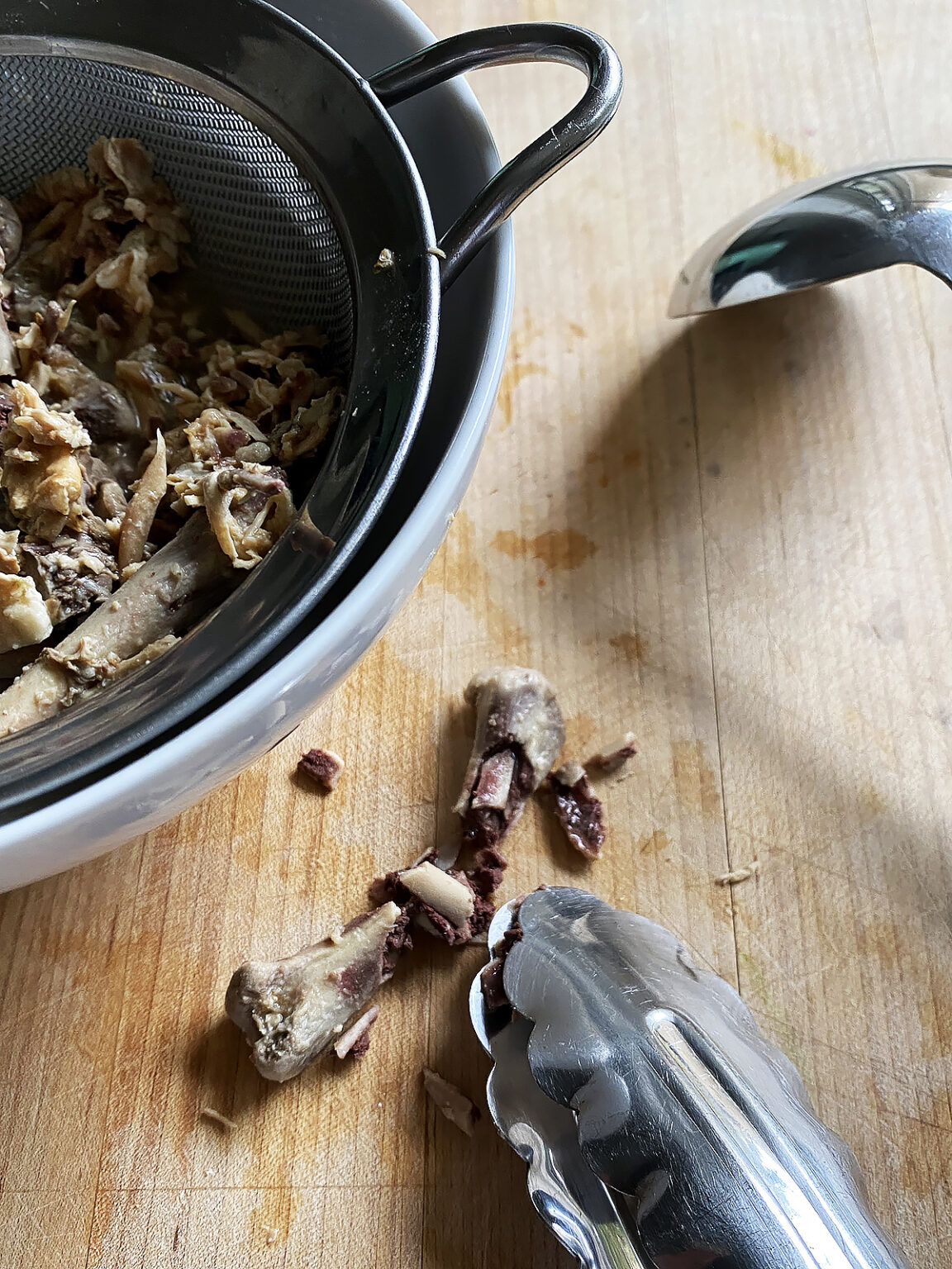 Chicken Bone Broth, Everything You Need to Know and Easiest Recipe ...