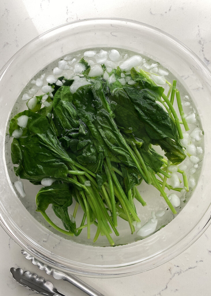 Korean Spinach Side Dish - The Delicious Life