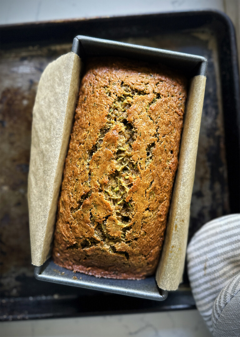 EASIEST Zucchini Bread, One Bowl One Pan - The Delicious Life