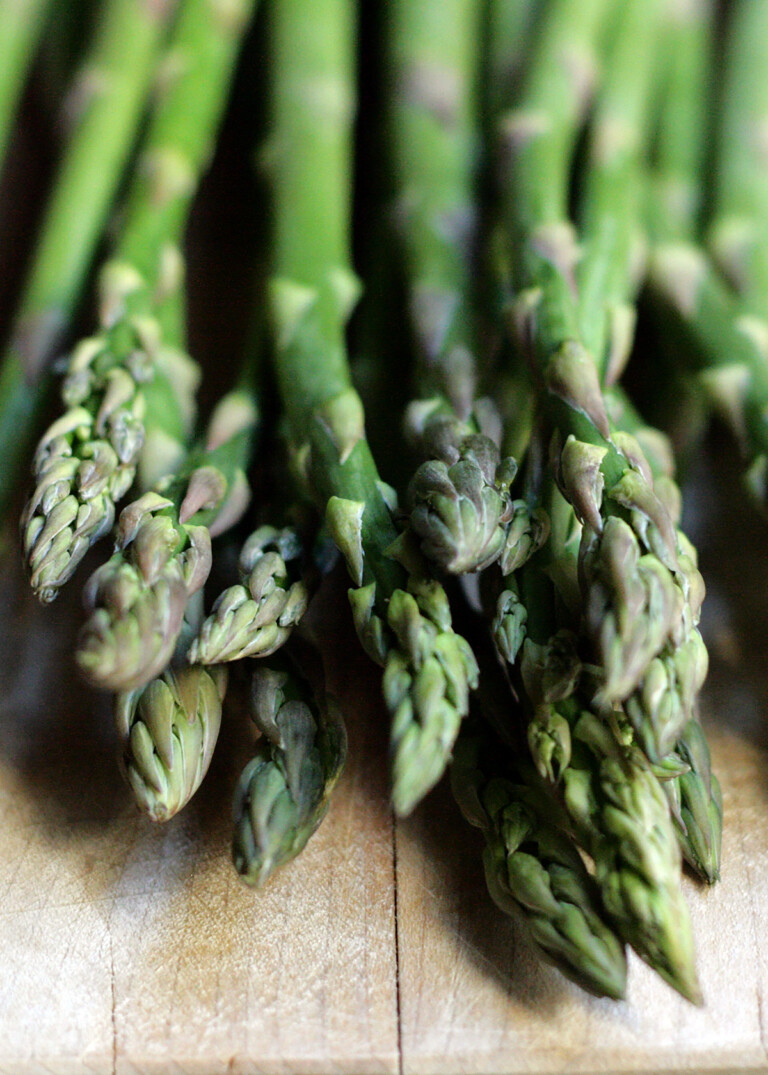What Fruits and Vegetables are in Season Right Now? April Produce Guide ...
